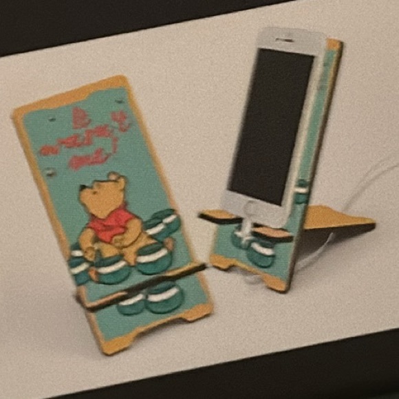 Disney | Cell Phones & Accessories | Disney Winnie The Pooh Phone Stand ...